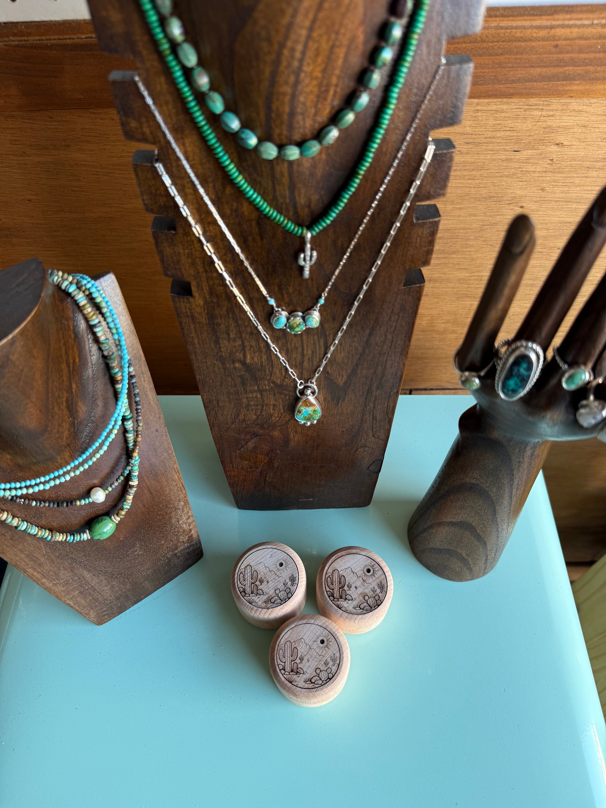 radiantvibesjewelry.com – Radiant Vibes Jewelry